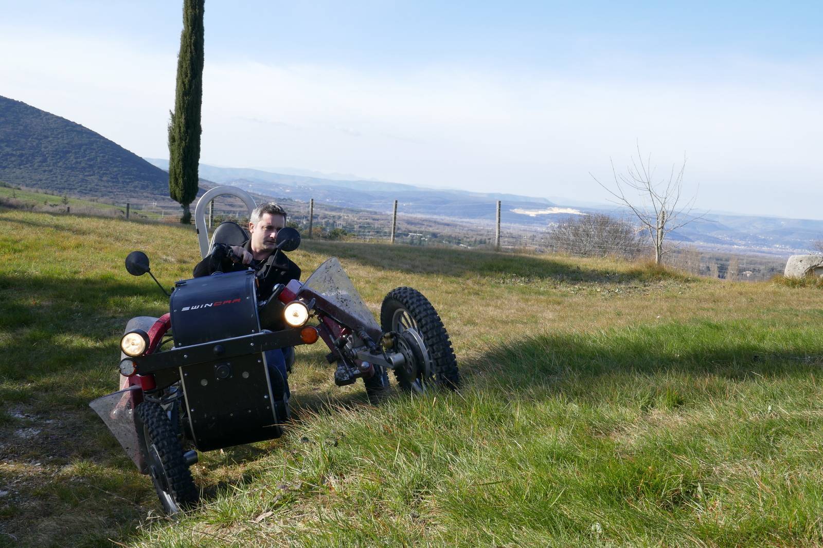 Different applications of the electric Swincar in Uk, Usa, Australia ...